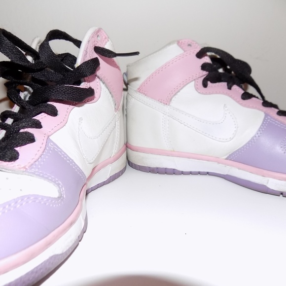 Nike | Shoes | Minnie Mouse Nike Rare Shoe | Poshmark